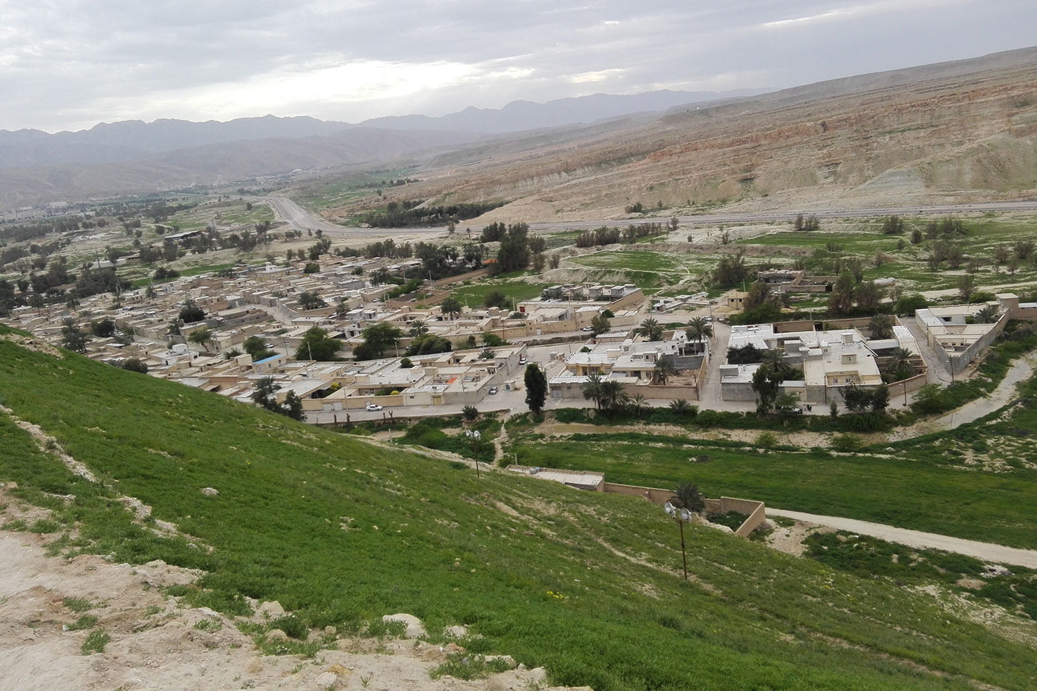 راهنمای سفر به لارستان | جاهای دیدنی لارستان | ره بال آسمان